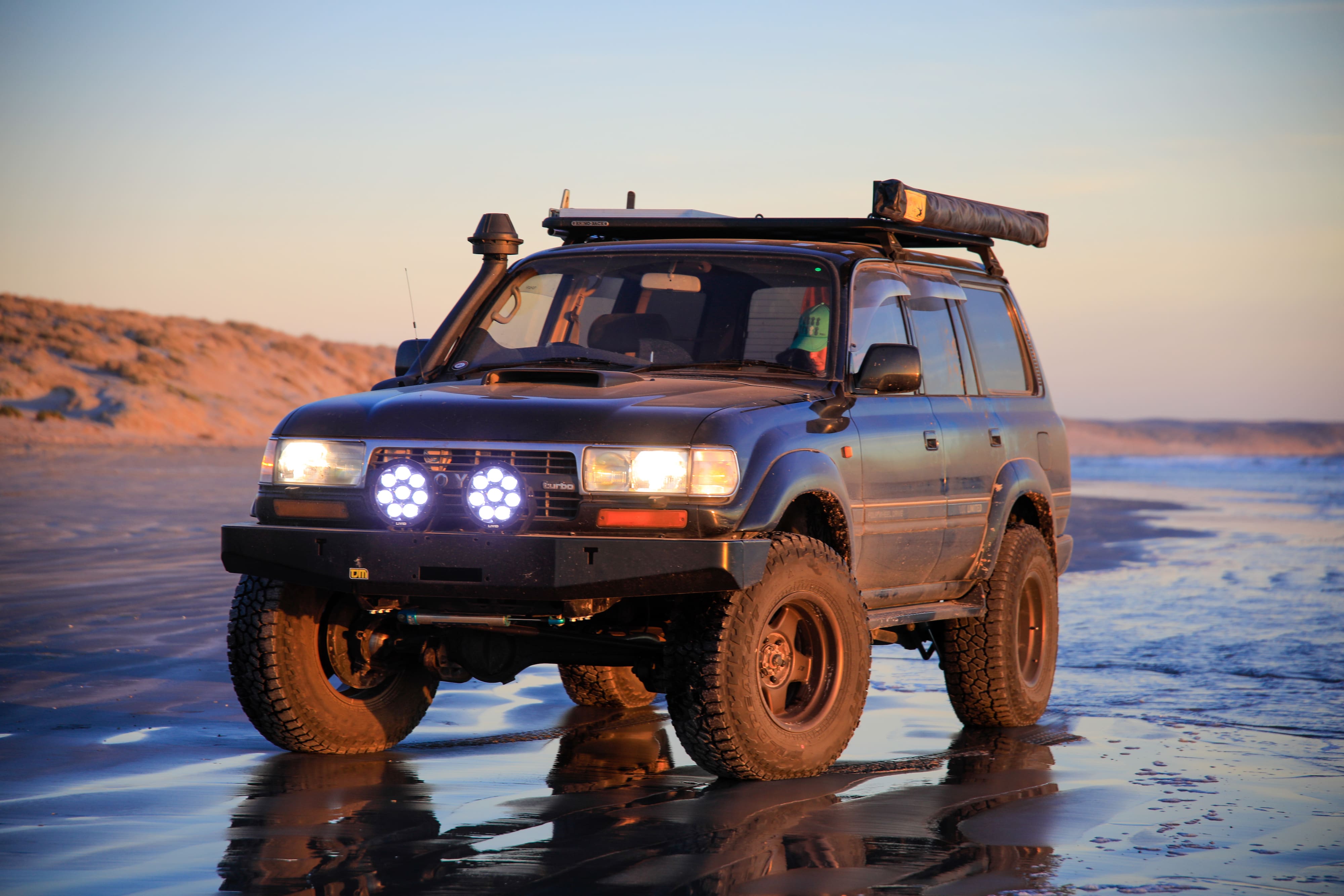 Toyota 80 Series Land Cruiser Lexus LX450 Rock Sliders Toyota 80 Series Land Cruiser Lexus LX450 Rock Sliders