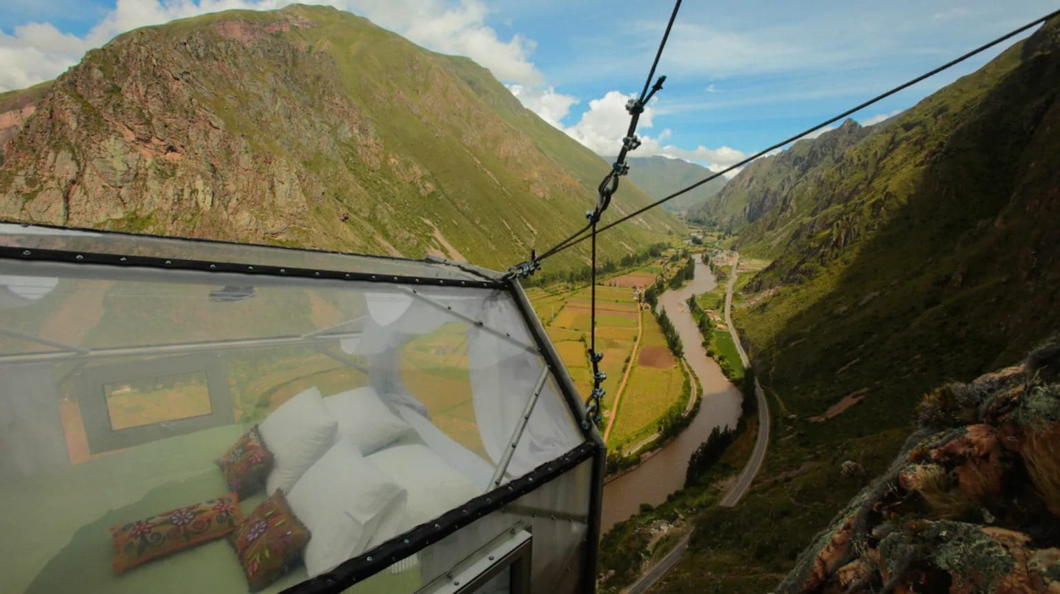 Destinations :: Skylodge Adventure Suites, Peru - Expedition Portal