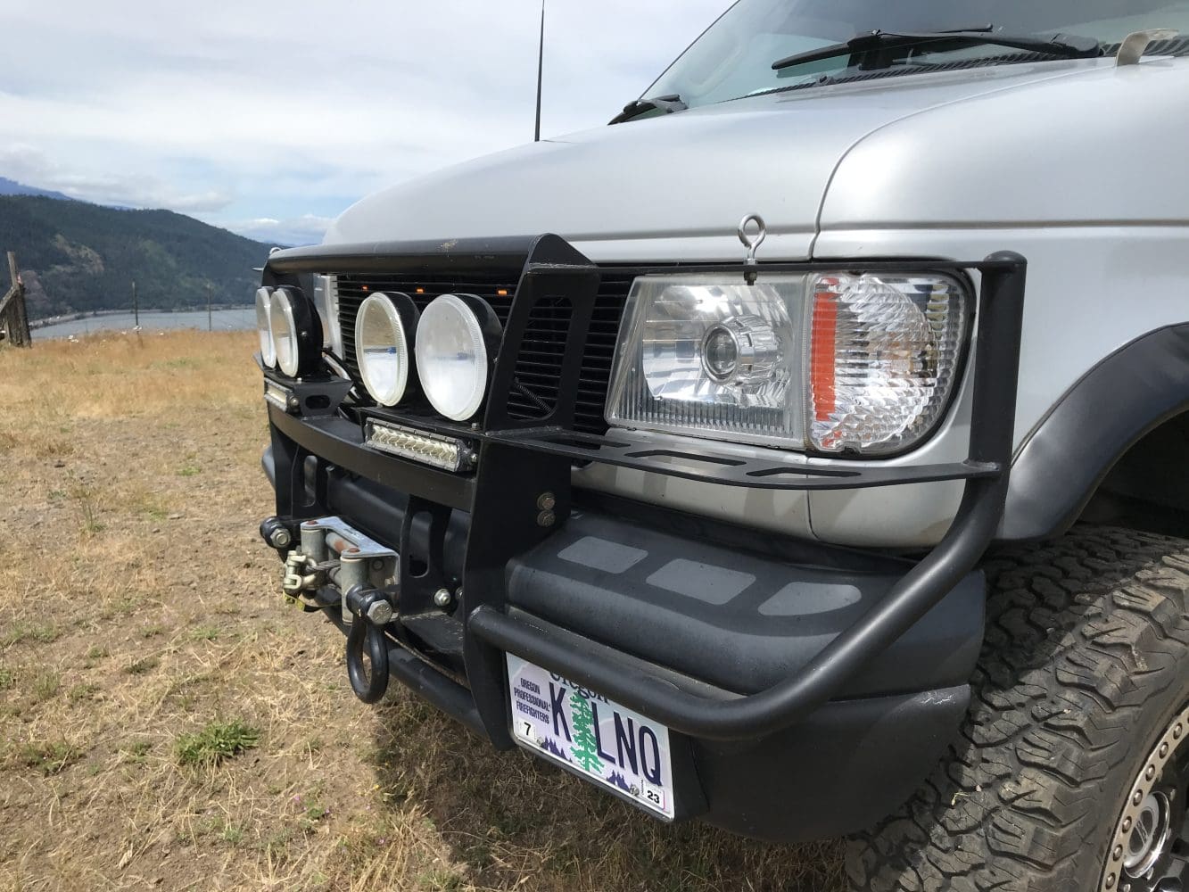 Overland Classifieds :: 2004 Ford E-350 4x4 Quadvan - Expedition Portal