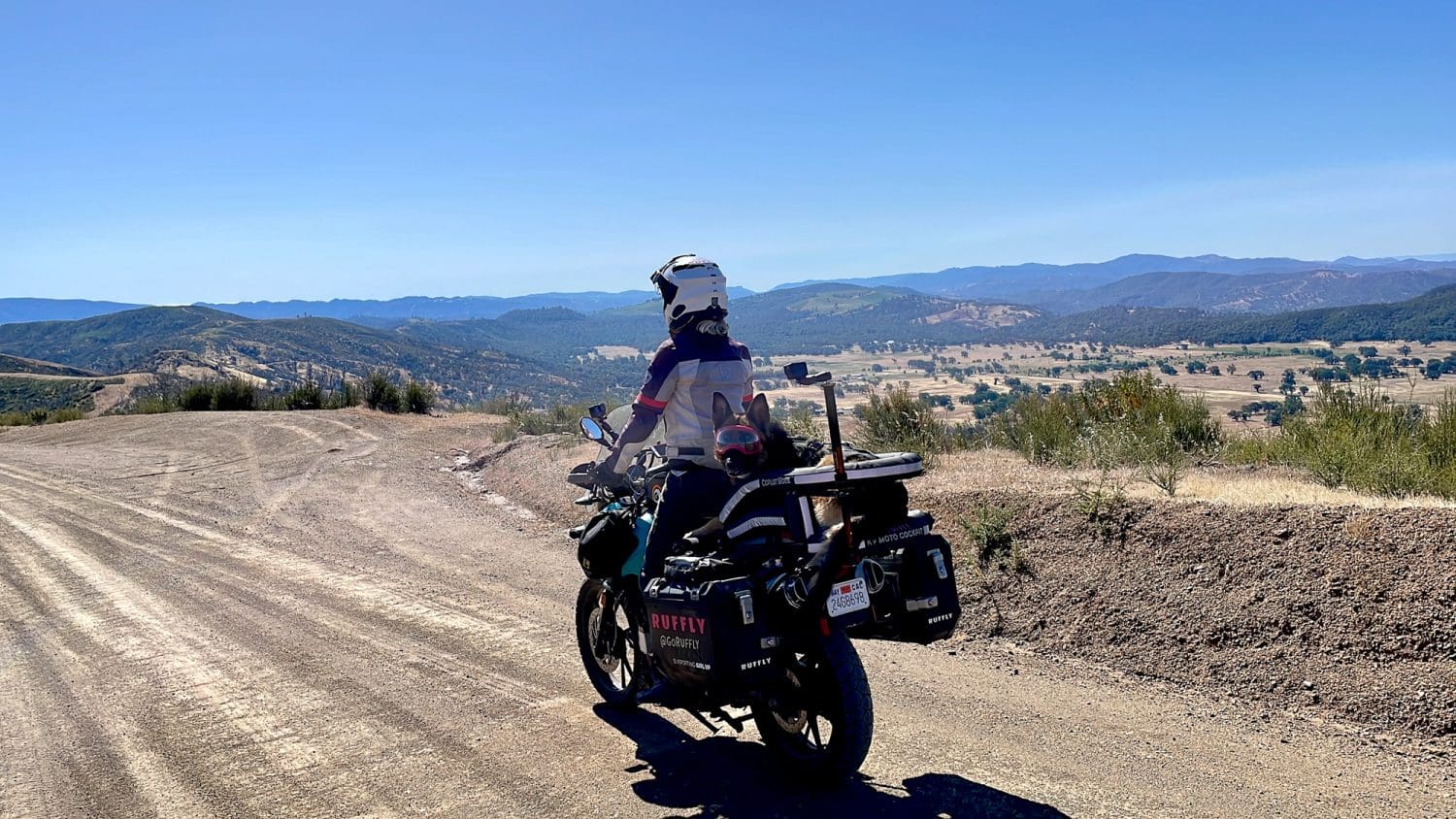 Jess Stone and her German Shepherd are Riding Around the World ...