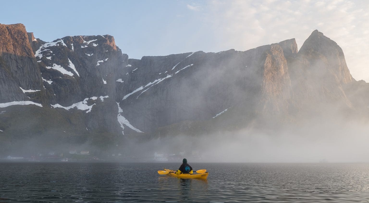 Destinations :: Bunes Beach, Lofoten, Norway - Expedition Portal