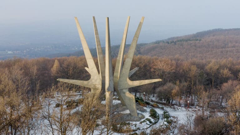 Spomeniks :: An Overland Quest Through the Balkans