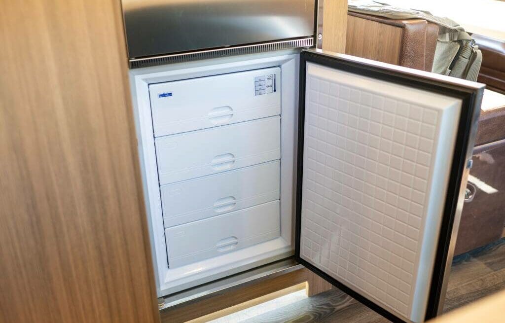 2021 Adventurer Manufacturing Class C RV Overlander :: Featured ...