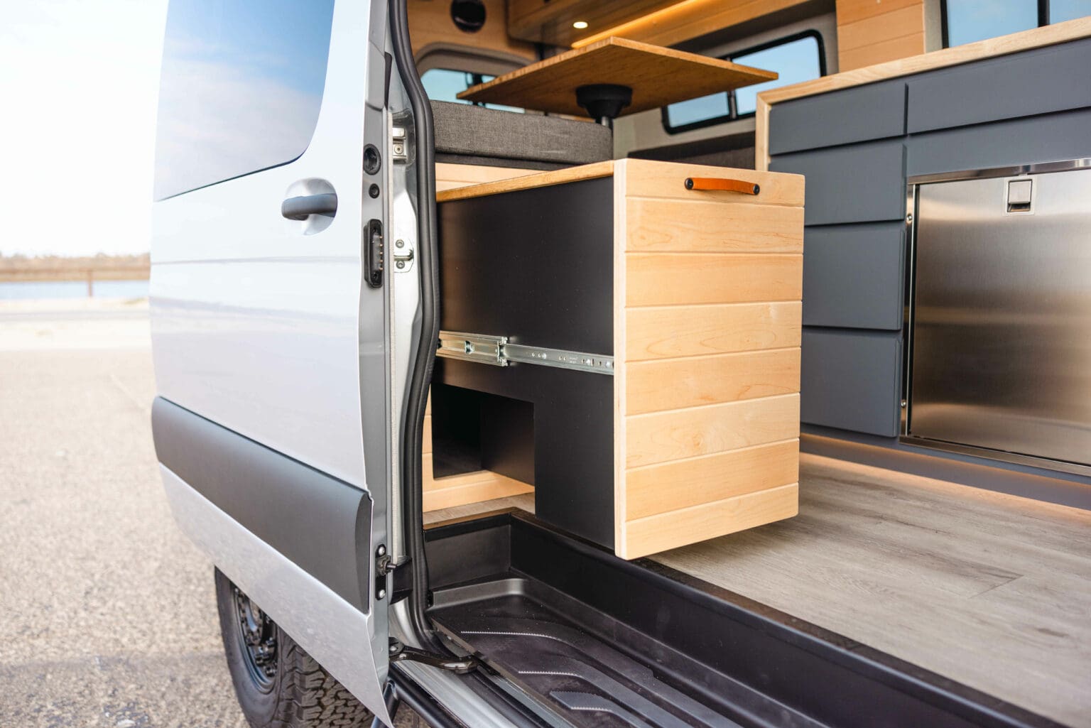 Vanspeed Unveils the Sprinter-Based California Coast Van - Expedition ...